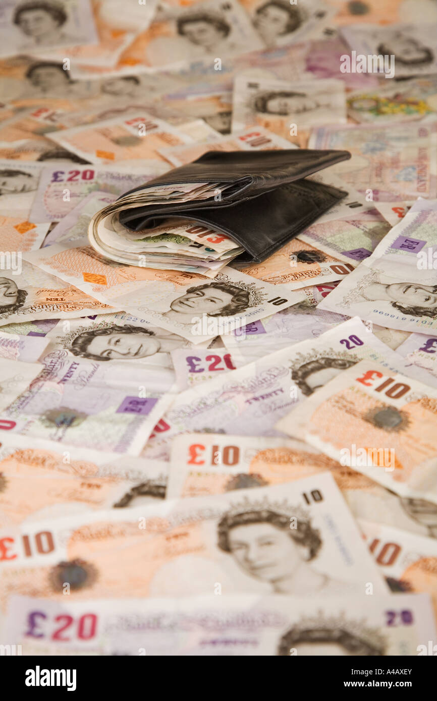 Old 10 pound notes hi-res stock photography and images - Alamy