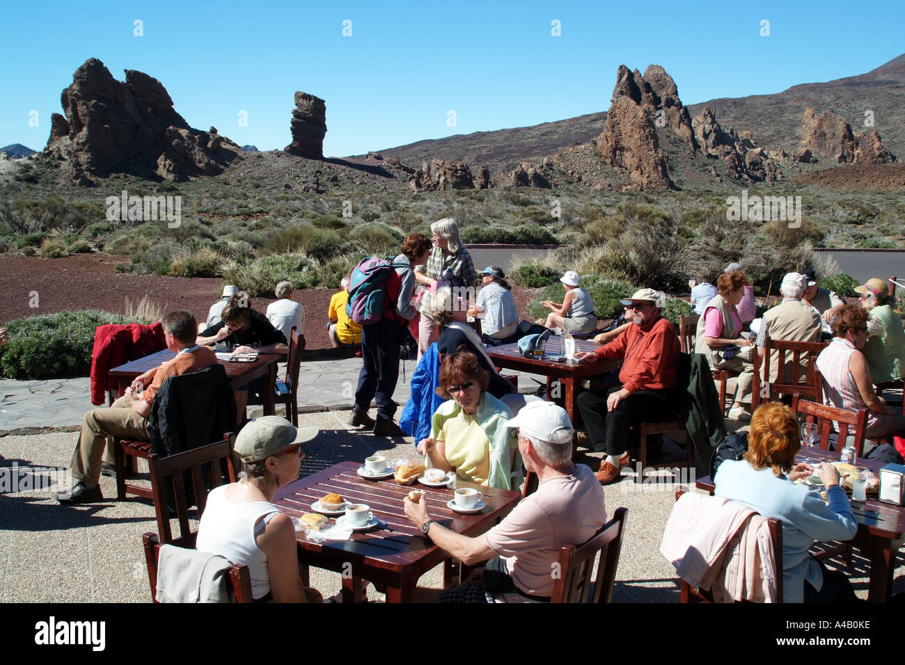 Crowd capicity hi-res stock photography and images - Alamy