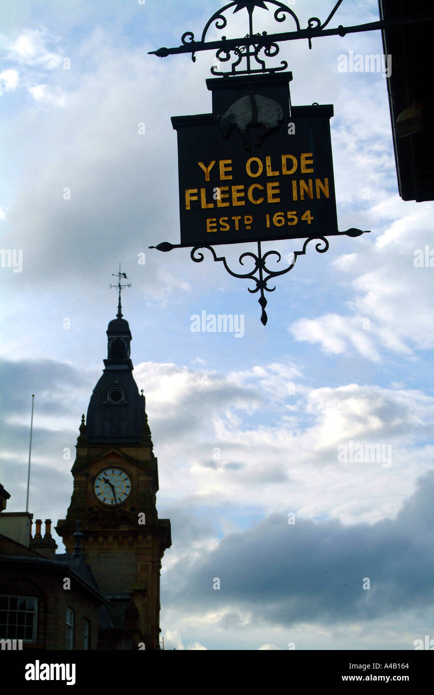 Kendal clock tower hi-res stock photography and images - Alamy