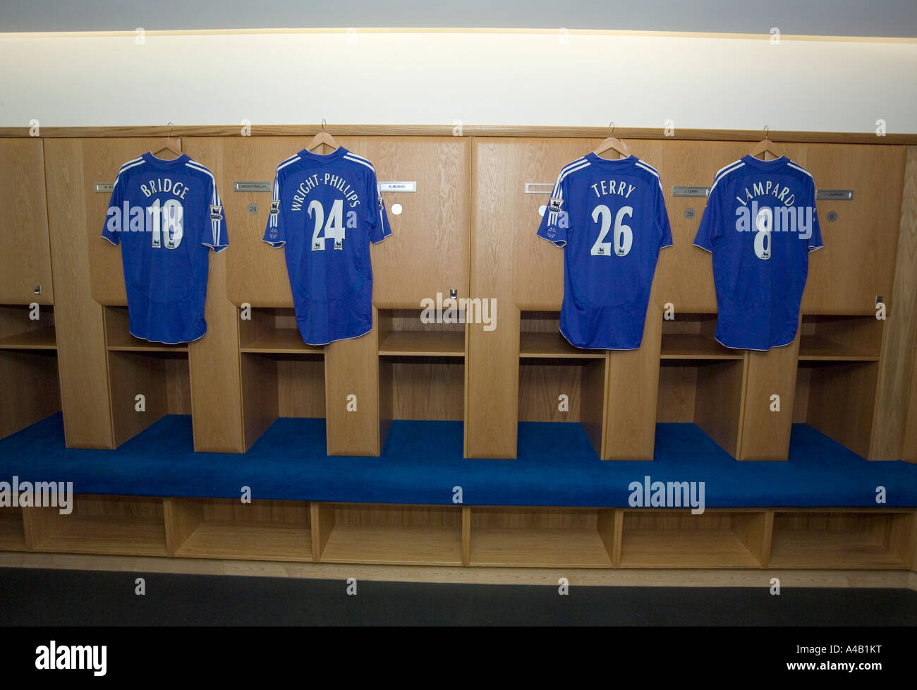 Chelsea strip hi-res stock photography and images - Alamy