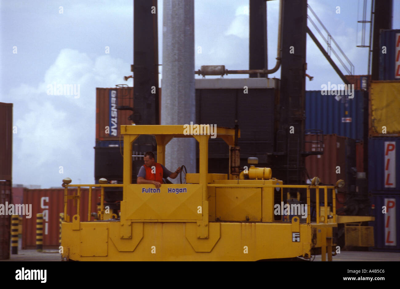 Shipping cartage hi-res stock photography and images - Alamy