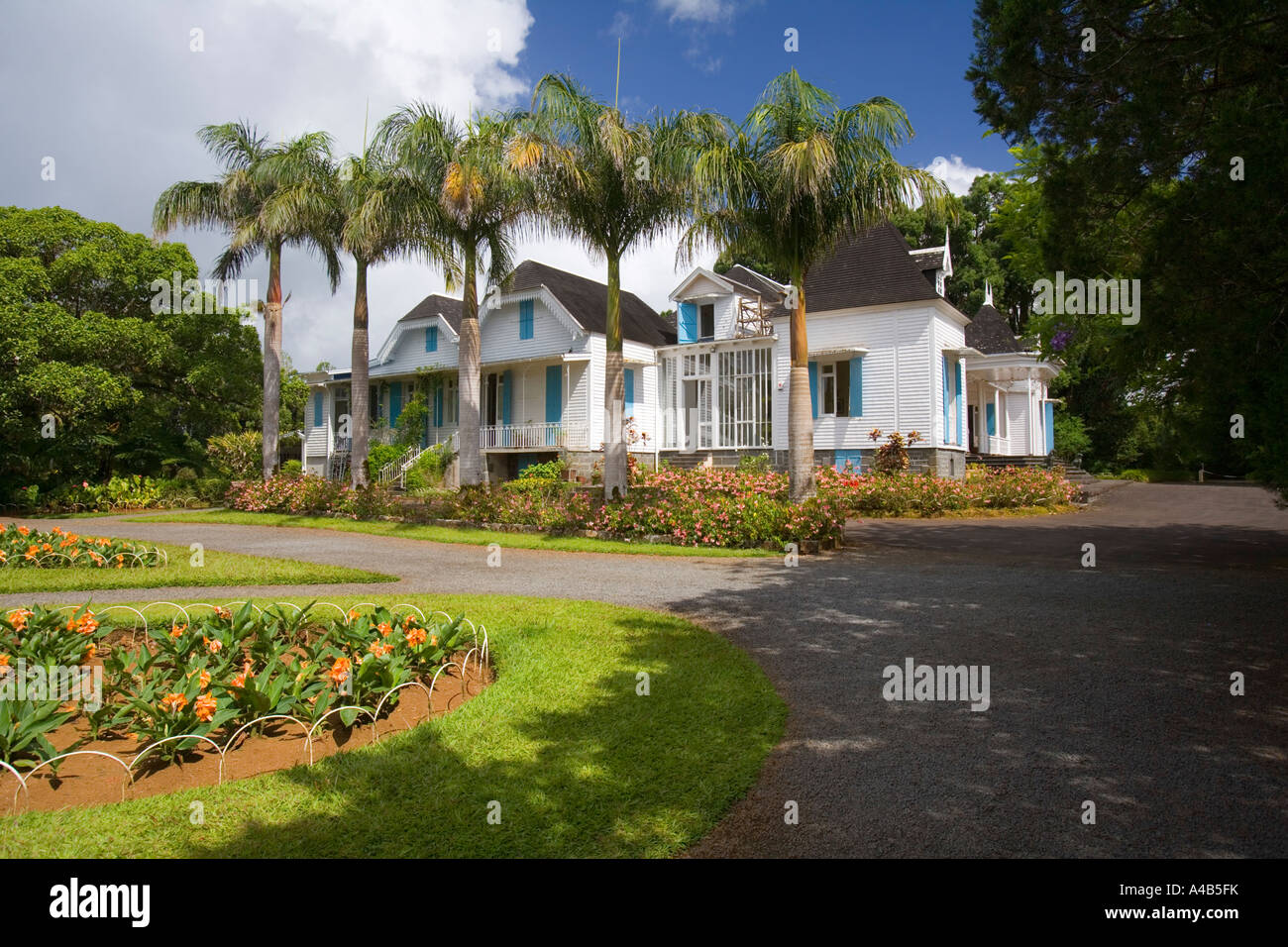 Domaine de aubineaux hi-res stock photography and images - Alamy