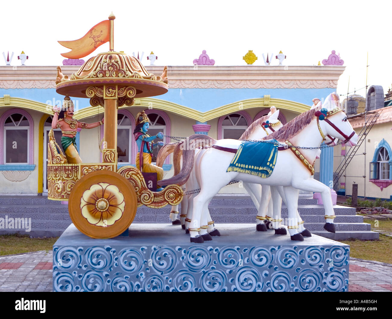 [^Hari ^Hara ^Tamil ^Temple] with ^Krishna and ^Karnam in ^chariot ...