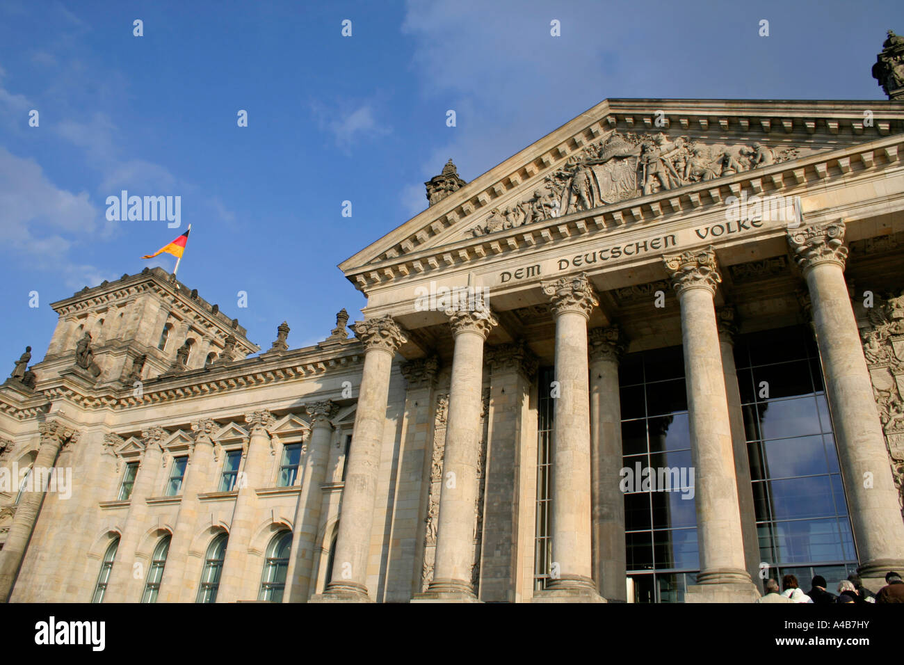 front column view of the reichstag berlin germany Stock Photo - Alamy