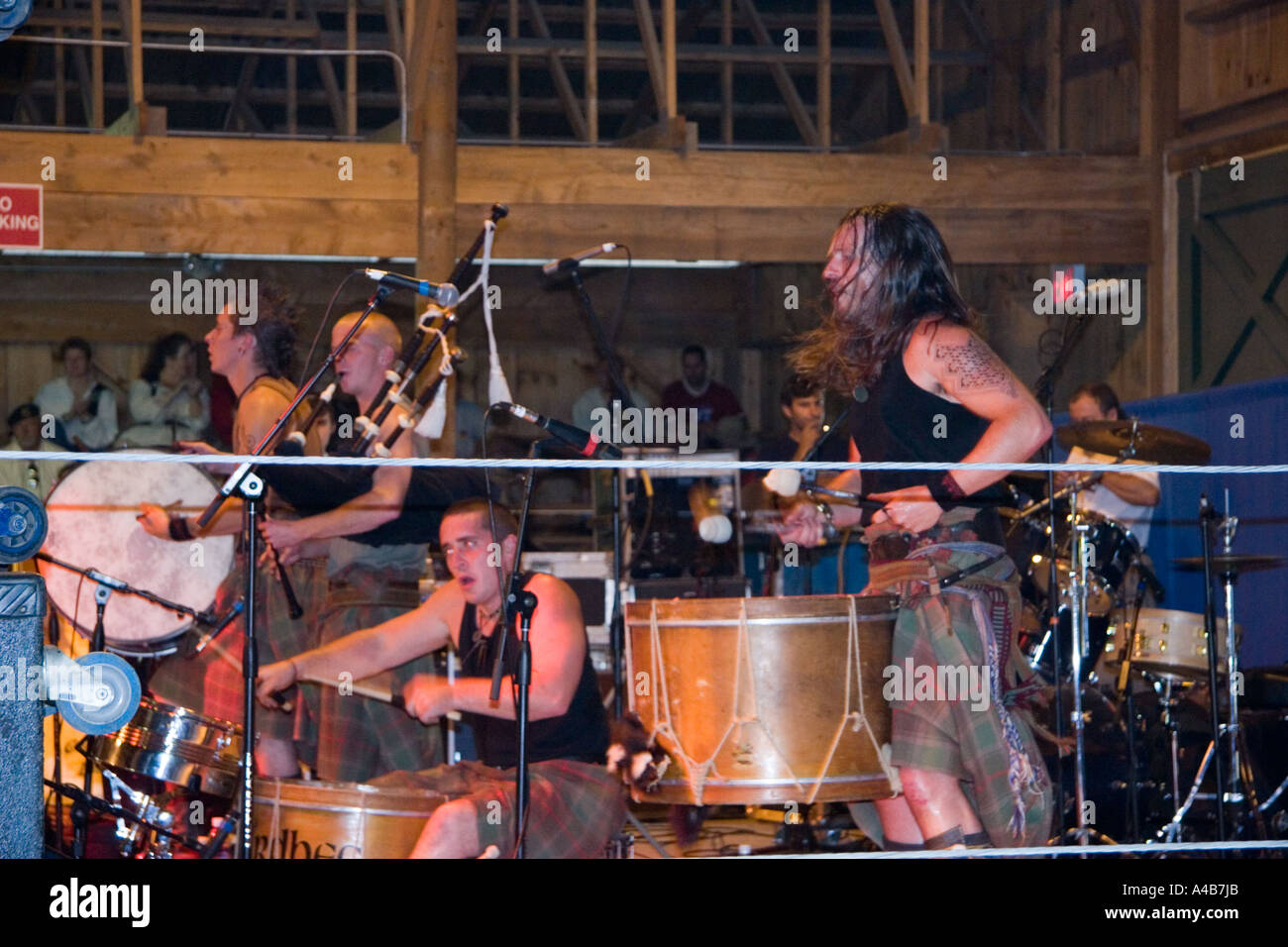 Clann drumma hi-res stock photography and images - Alamy