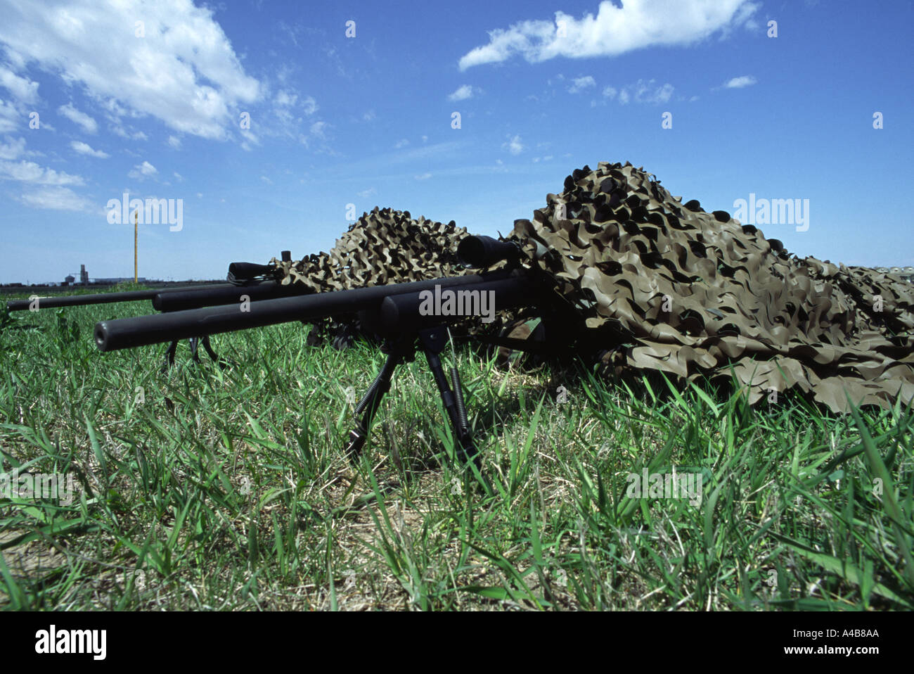 Sniper camouflage net hi-res stock photography and images - Alamy
