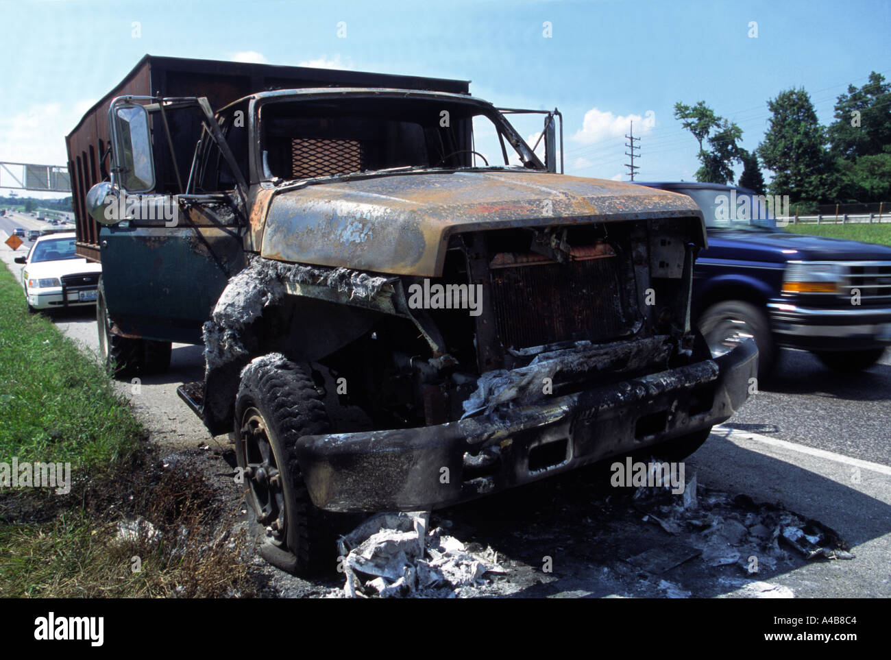 Burnt out truck hi-res stock photography and images - Alamy