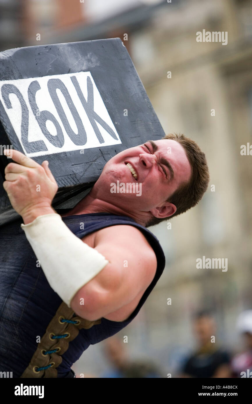 Stone lifting basque country hi-res stock photography and images - Alamy