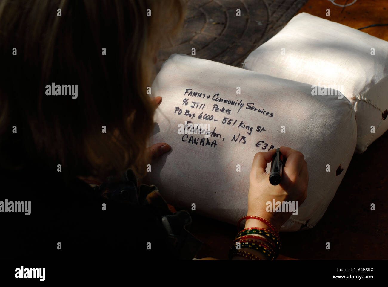 White linen stock hi-res stock photography and images - Alamy