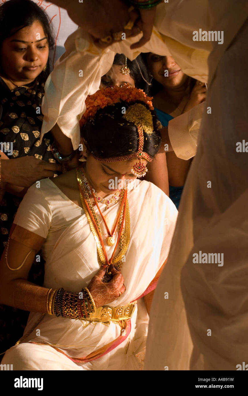 Varamala hi-res stock photography and images - Alamy