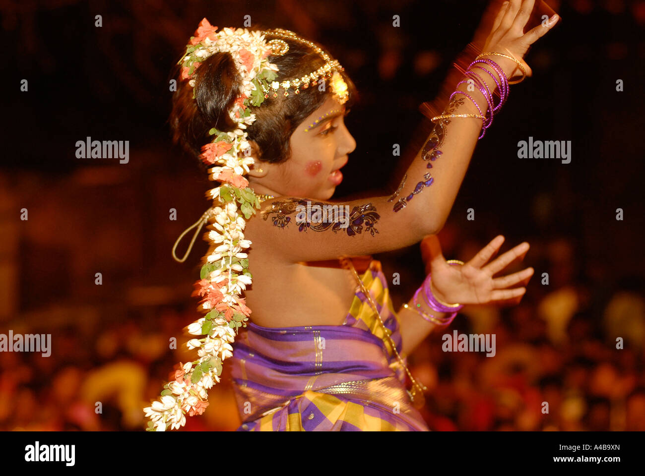 Indian dance hand gestures hi-res stock photography and images - Alamy