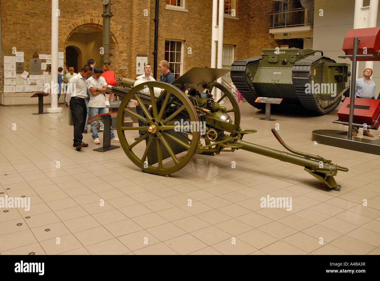 Imperial war museum in london hi-res stock photography and images - Alamy