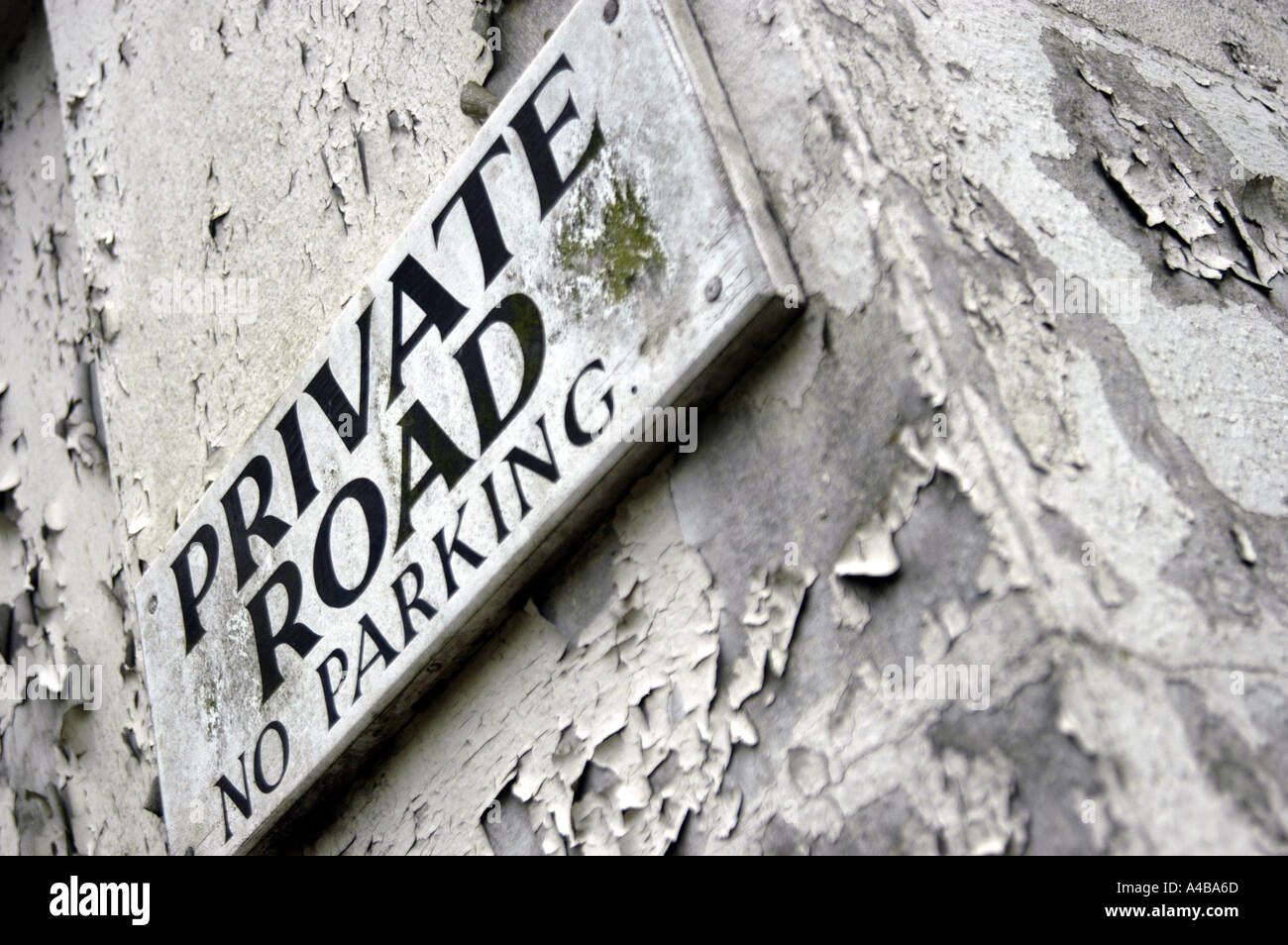 Yes or no road sign hi-res stock photography and images - Alamy