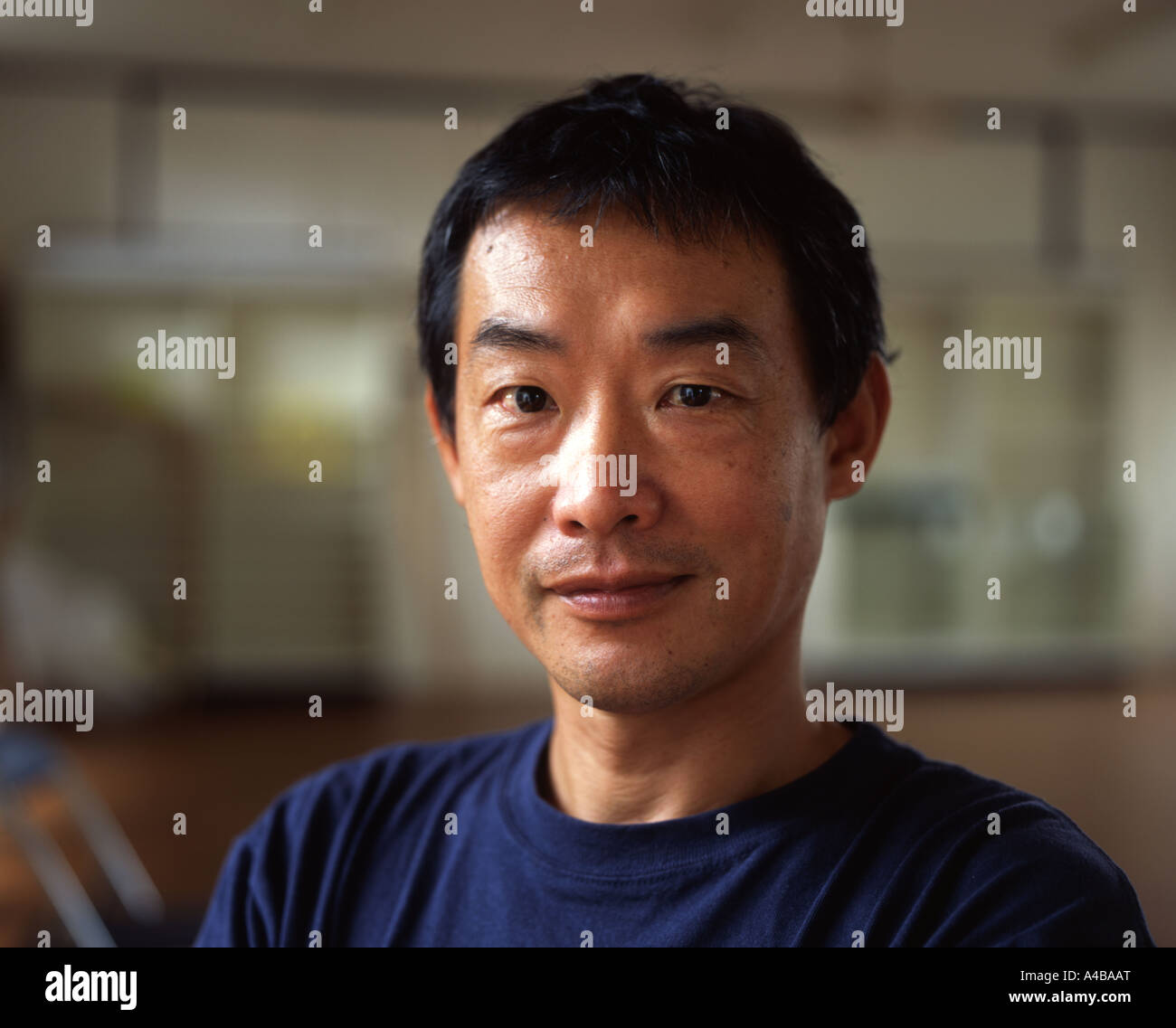 Japanese wildlife artist Ichiro Kikuta Stock Photo - Alamy