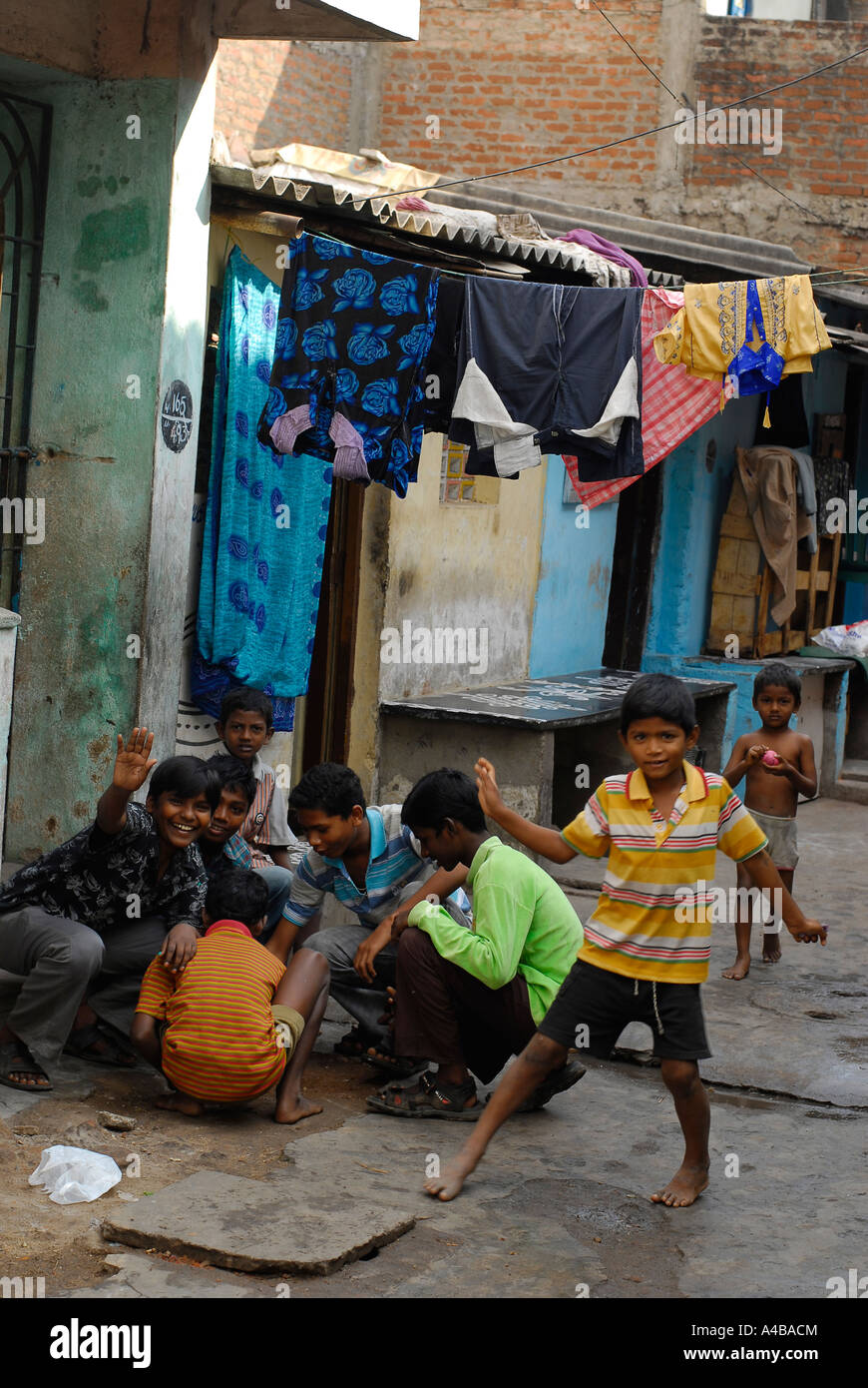 Stock image of slum street in Chennai Tamil Nadu India Stock Photo - Alamy