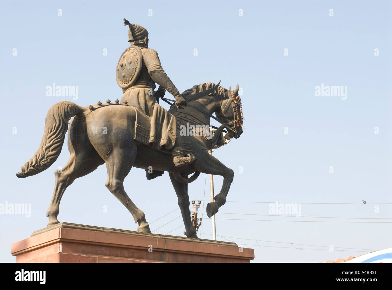 Warrior statue india akbar hi-res stock photography and images - Alamy