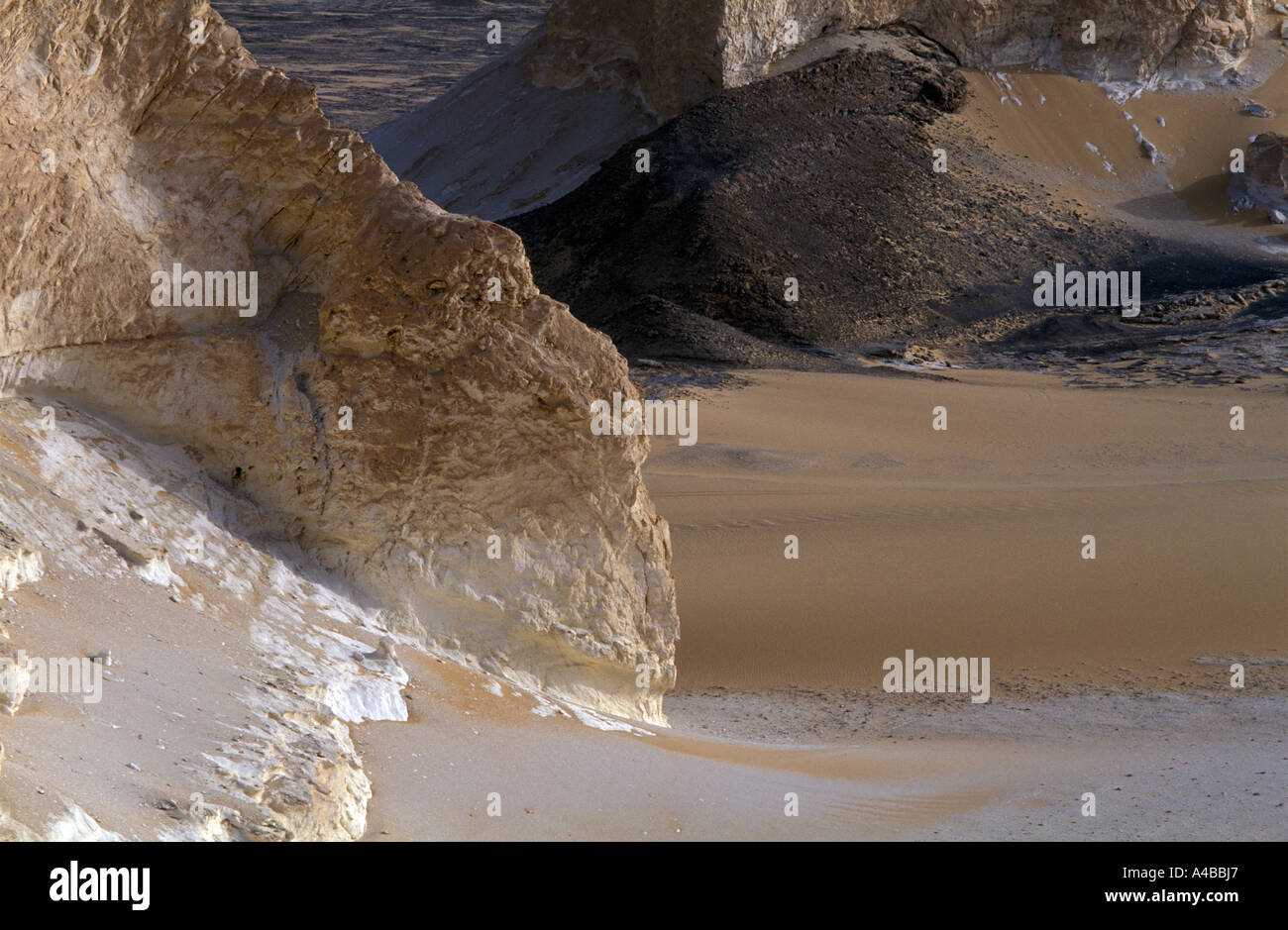 Landscape of the Western Desert el Agabat Valley Egypt Stock Photo - Alamy
