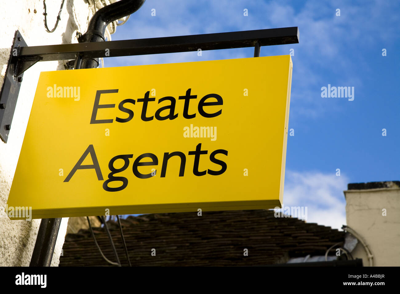 estate agent sign Stock Photo - Alamy