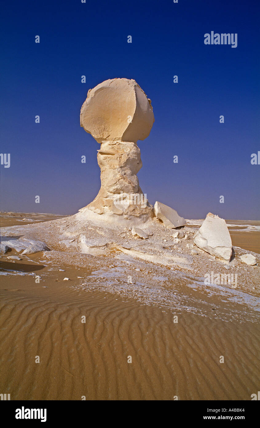 Bizzare Wind sculpted rock formations in the White Desert Egypt Stock ...