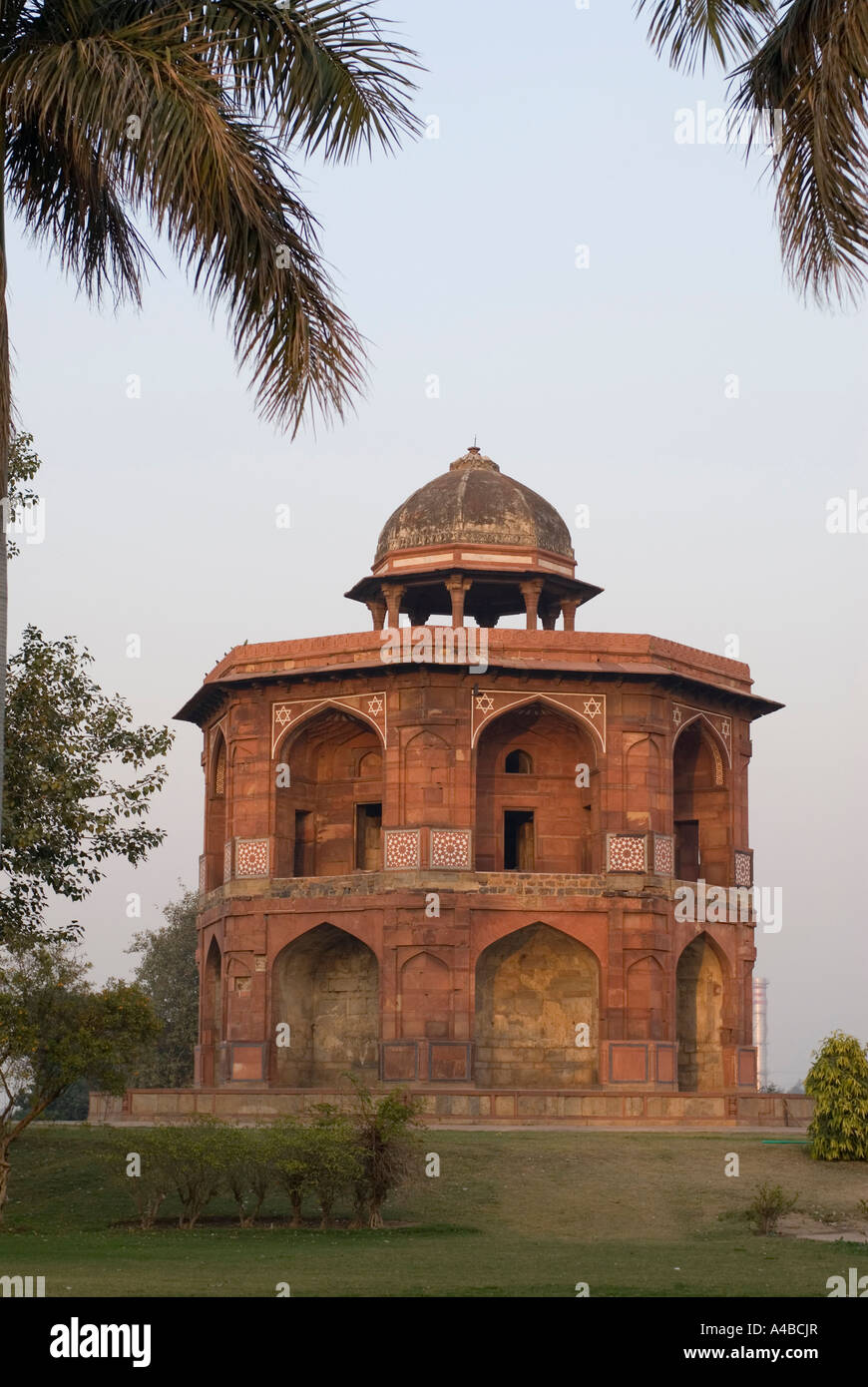 Sher mandal library hi-res stock photography and images - Alamy