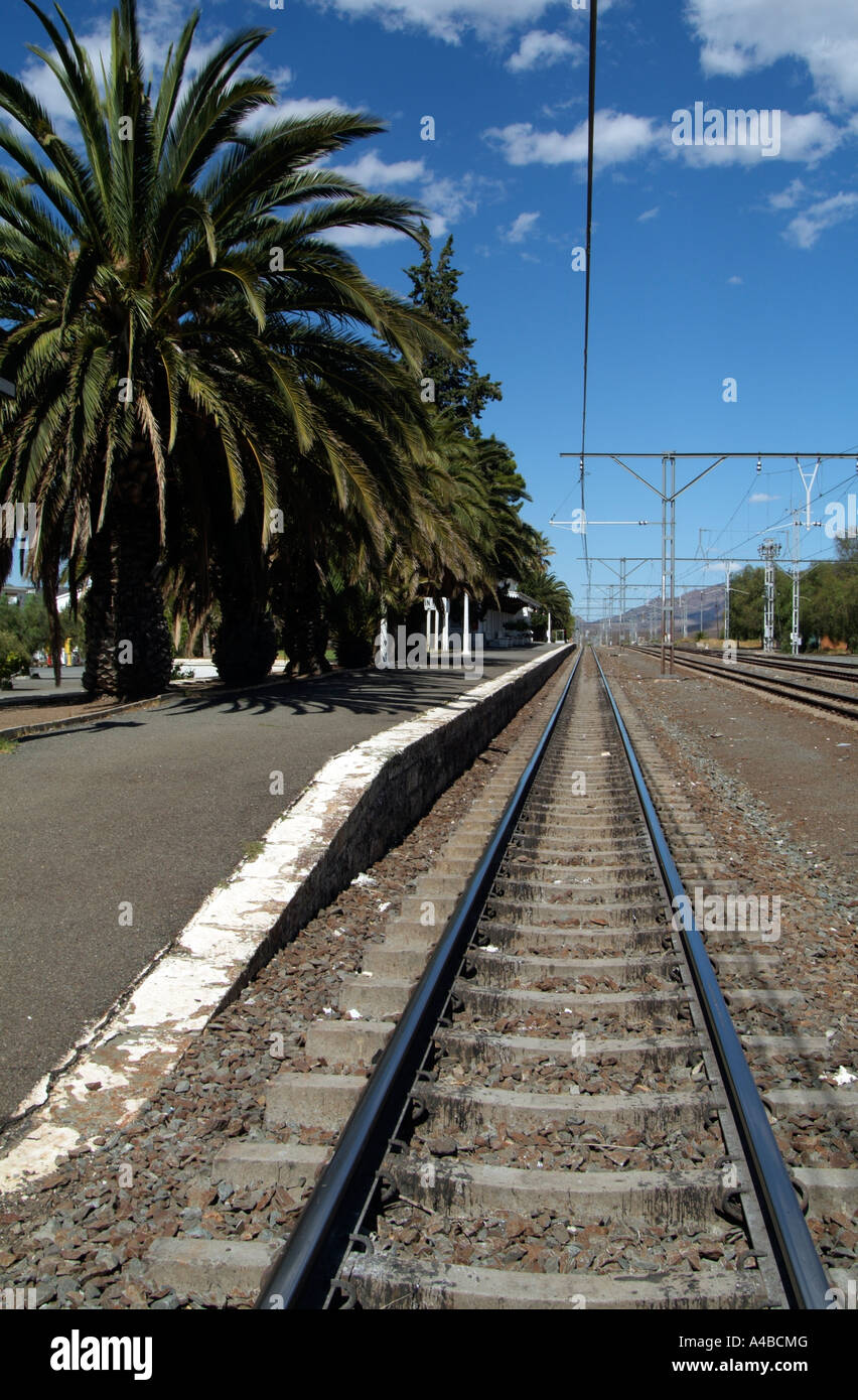 Sleepers railroad railroads hi-res stock photography and images - Alamy