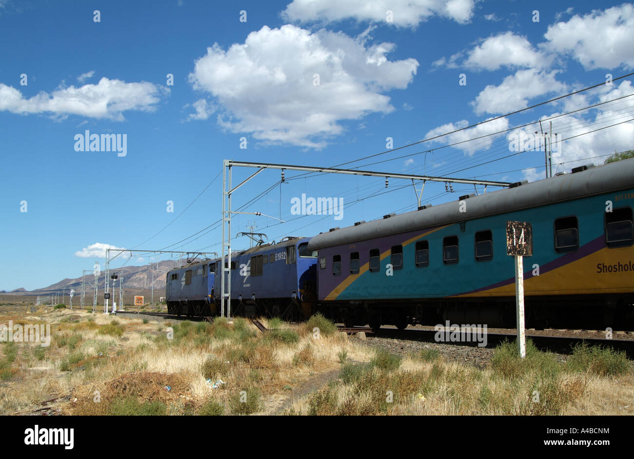 Railway lines in southern africa hi-res stock photography and images ...