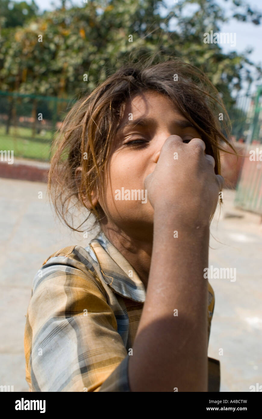 Indian child begging in jaipur hi-res stock photography and images - Alamy