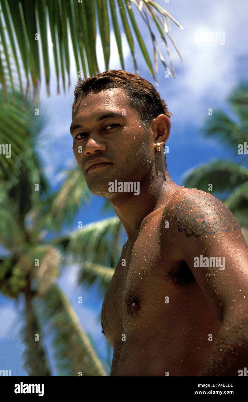 Cook Islands Rarotonga Polynesian man with tattoo Stock Photo - Alamy