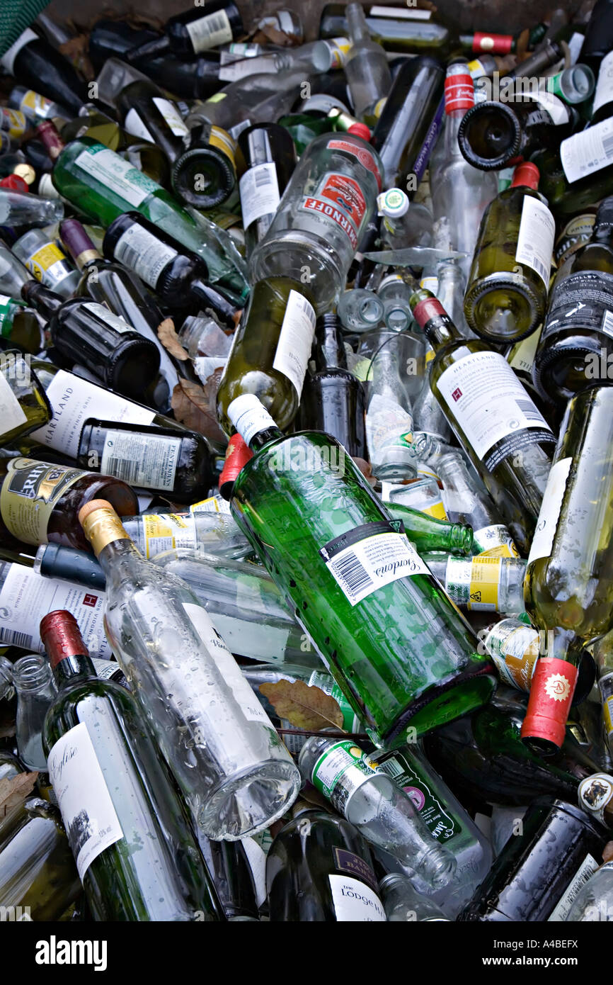 Glass waste collection hi-res stock photography and images - Alamy