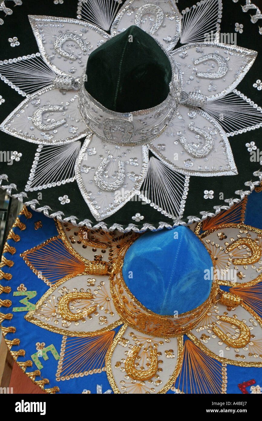 Typical Mexican hat - sombrero Stock Photo - Alamy