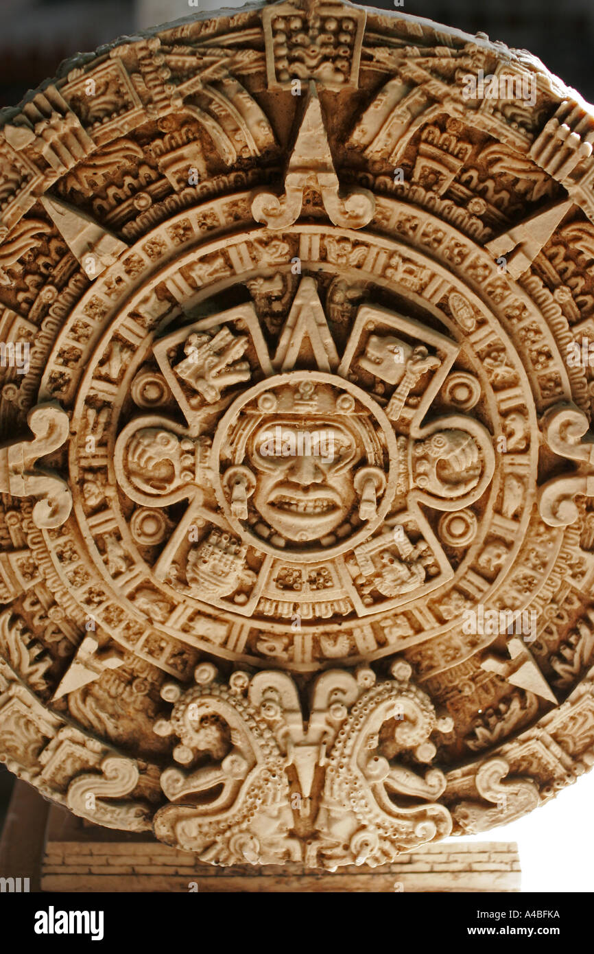 Mayan calendar hi-res stock photography and images - Alamy