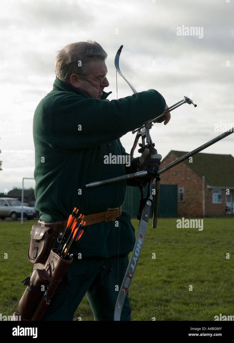 Male archer hi-res stock photography and images - Alamy