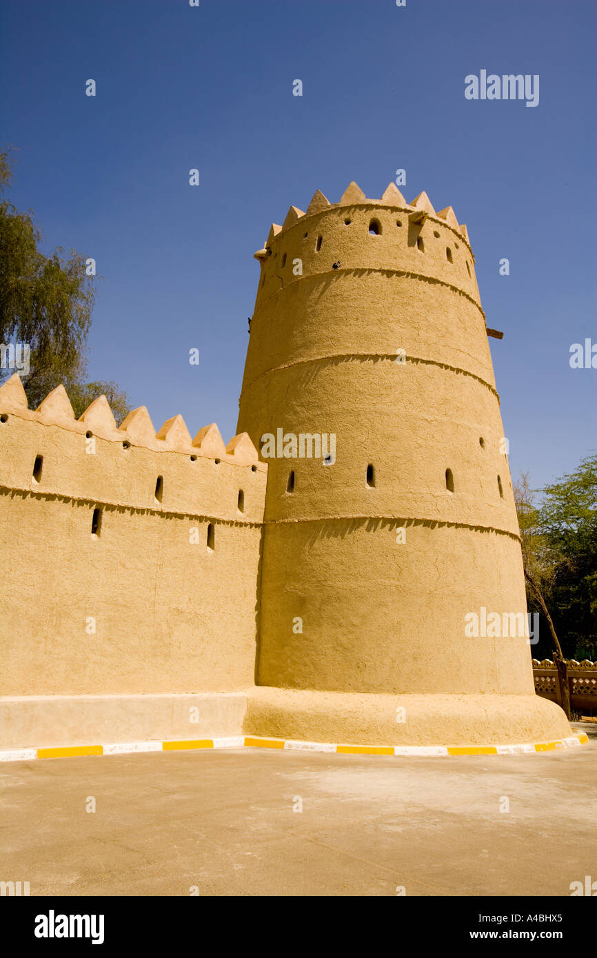 Battlemented fortifications of the Sultan bin Zayed Fort, Al-Ain, UAE ...