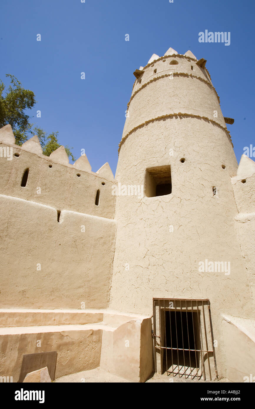 Dubai prison hi-res stock photography and images - Alamy