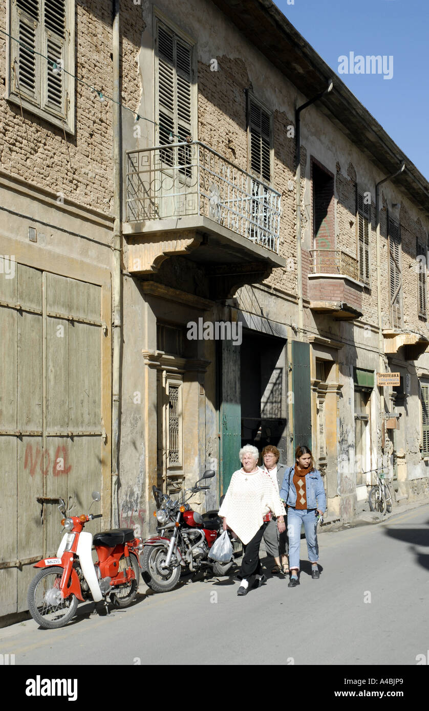 Larnaca cyprus shops hi-res stock photography and images - Alamy