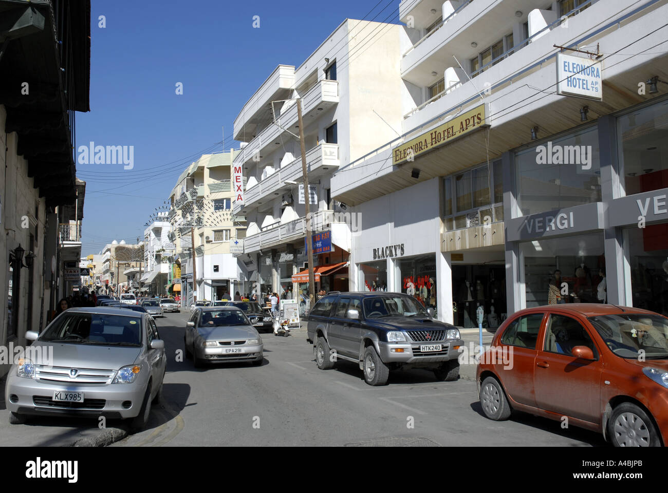 Larnaca cyprus shops High Resolution Stock Photography and Images - Alamy