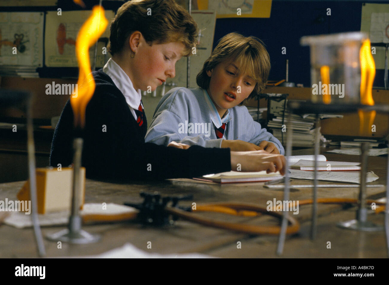 Laboratory pupils flame chemistry hi-res stock photography and images ...