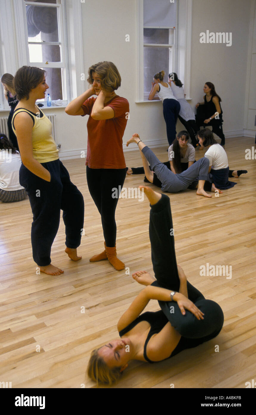 Dance students warm up hi-res stock photography and images - Alamy