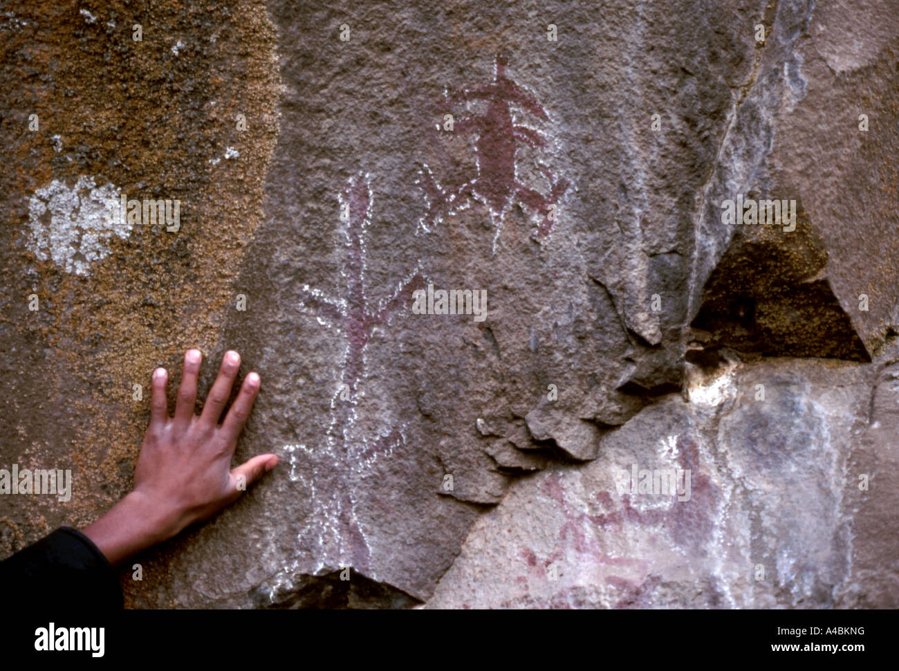 Ancient artwork left by the prehistoric inhabitants of Eastern Oregon ...
