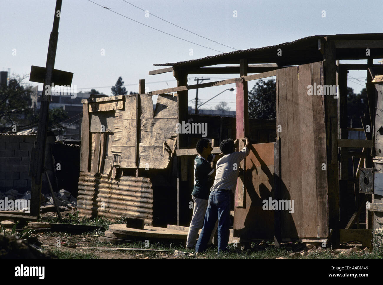 Sao paulo favela and rich building hi-res stock photography and images ...