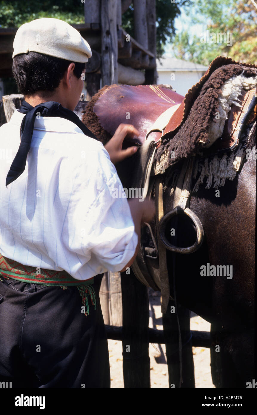 Buenos aires gauchos hi-res stock photography and images - Alamy
