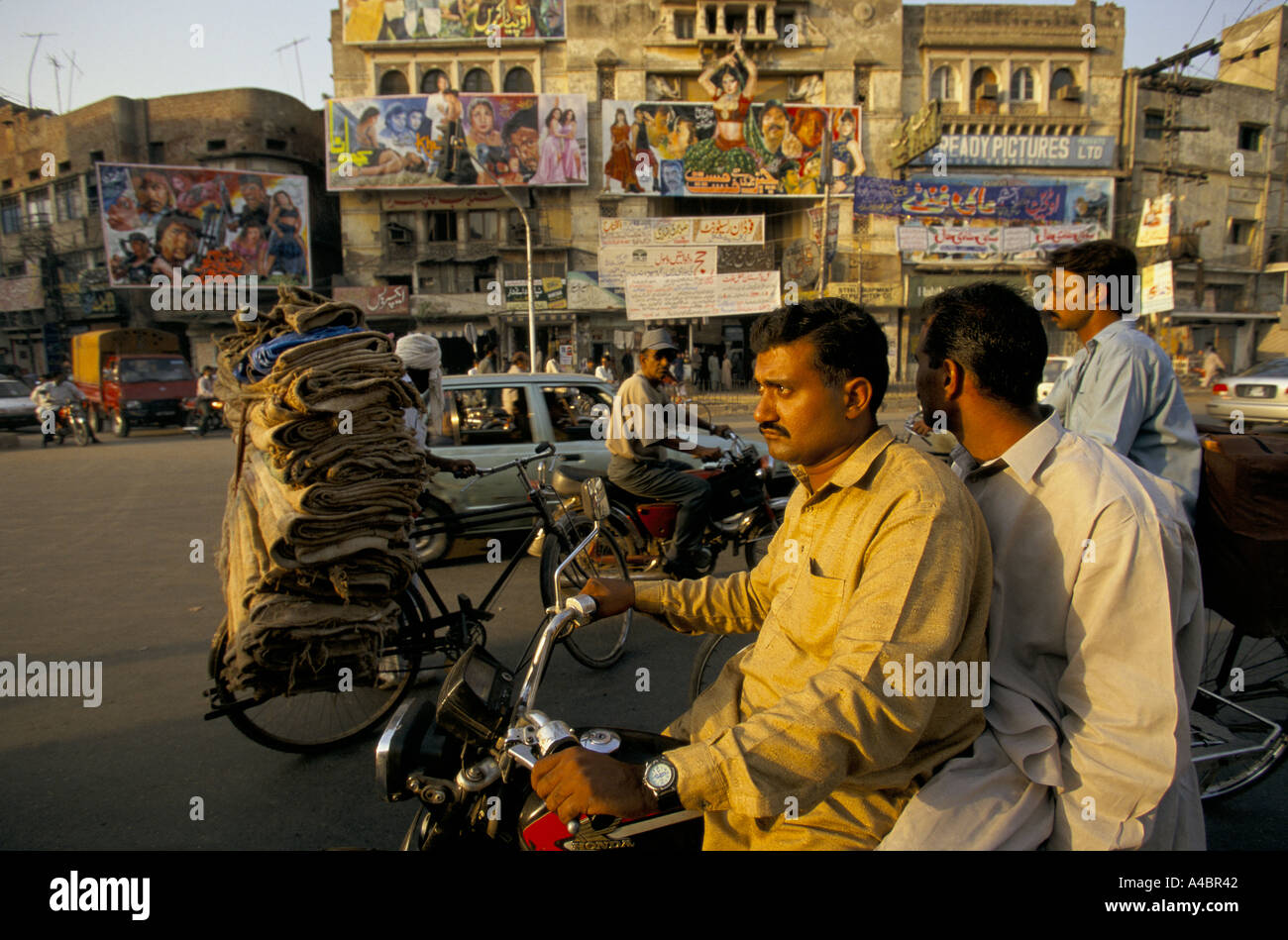 Film posters of pakistan hi-res stock photography and images - Alamy