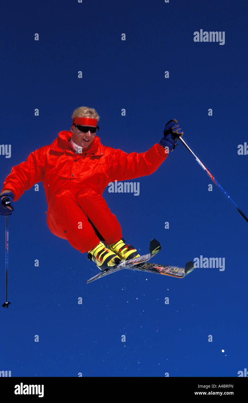 Red skiing suit hi-res stock photography and images - Alamy