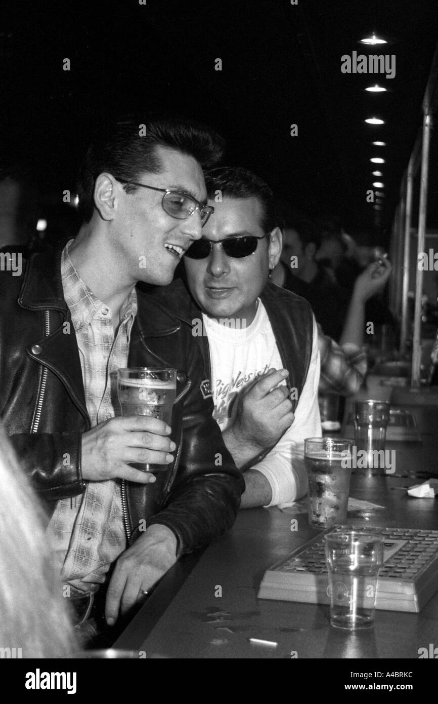 1950s rock and roll fashion Black and White Stock Photos & Images - Alamy