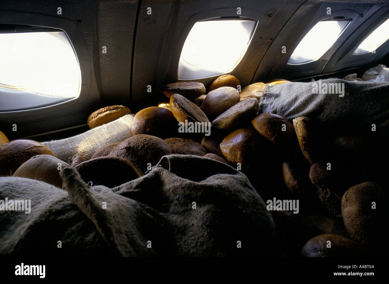 GEORGIA, 5th OCTOBER 1993: Bread being carried by plane to Kutaisi for ...