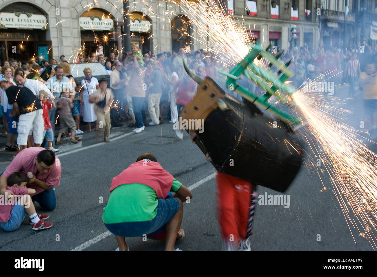 Toro de fuego hi-res stock photography and images - Alamy