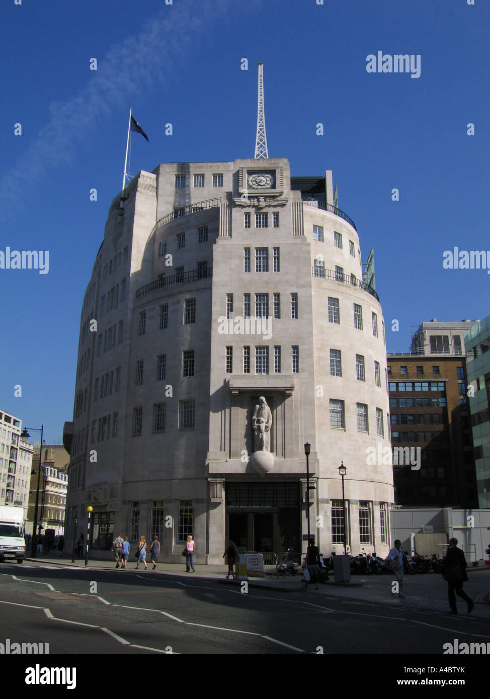 Broadcasting house bbc aerial hi-res stock photography and images - Alamy