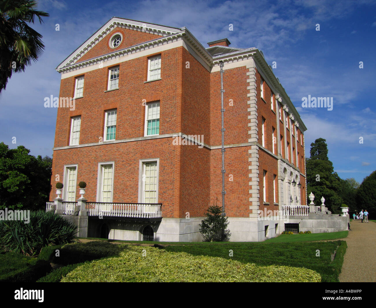 Chevening house hi-res stock photography and images - Alamy