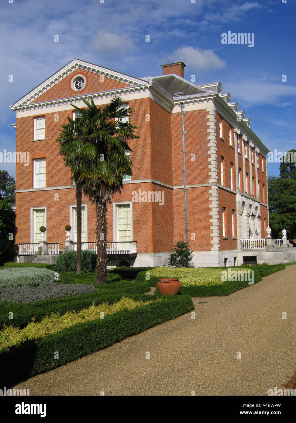 Chevening house hi-res stock photography and images - Alamy