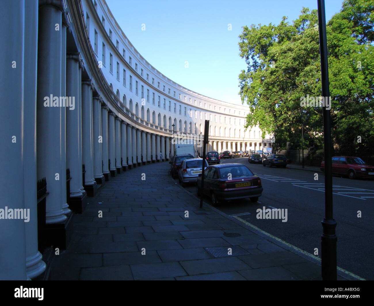 London park crescent hi-res stock photography and images - Alamy